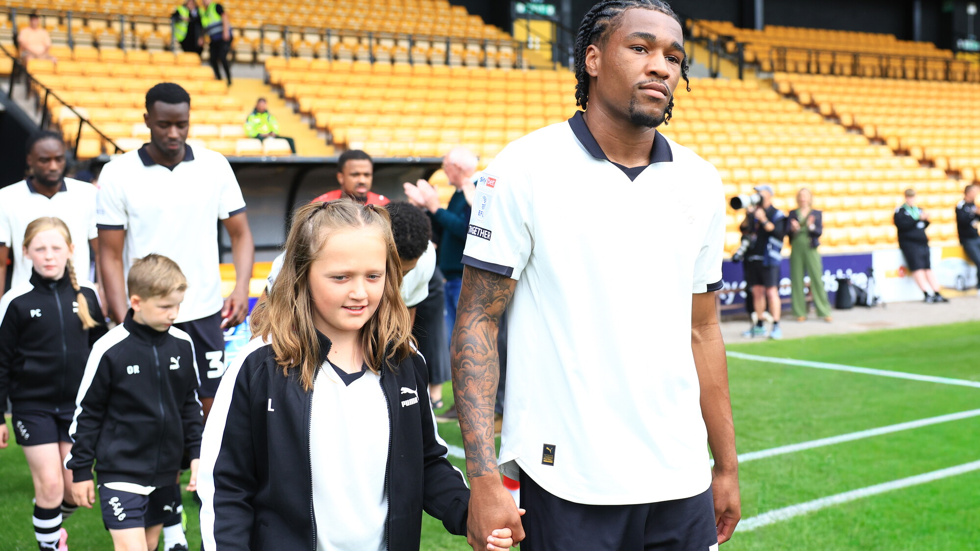 Port Vale’s Forget Me Knot FC, Supported By UHNM Bereavement Midwives ...